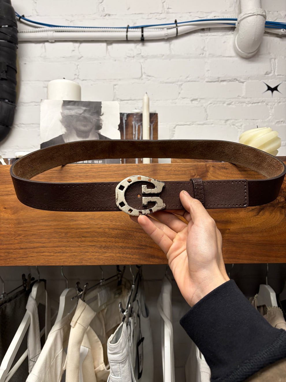 2000s Gucci ‘Horseshoe G’ Logo Brown Leather Belt – Alex Maxamenko