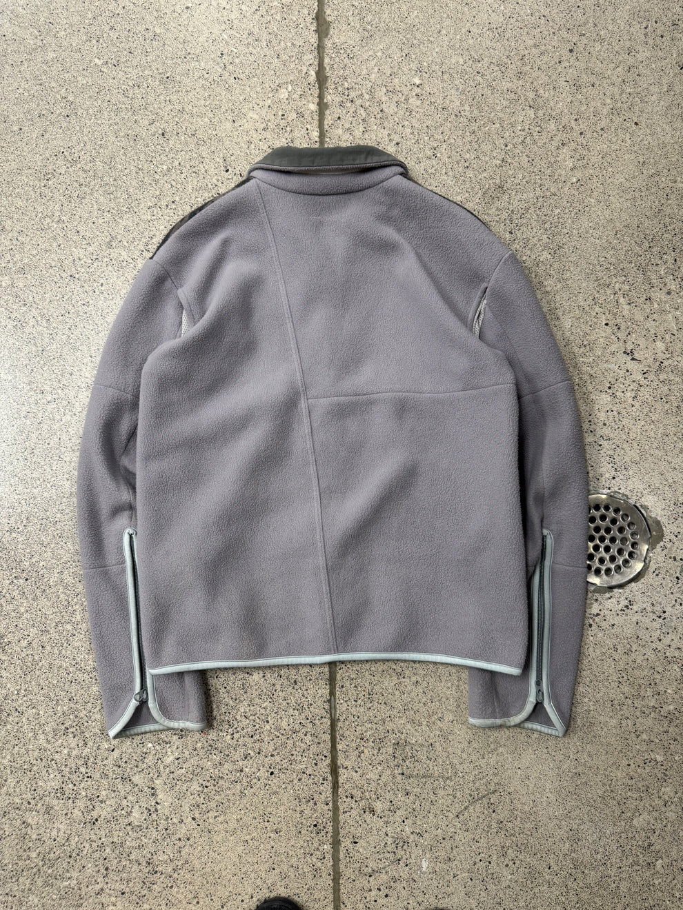 AW1997 Undercover ‘Barbed Wire’ Fleece Jacket – Alex Maxamenko