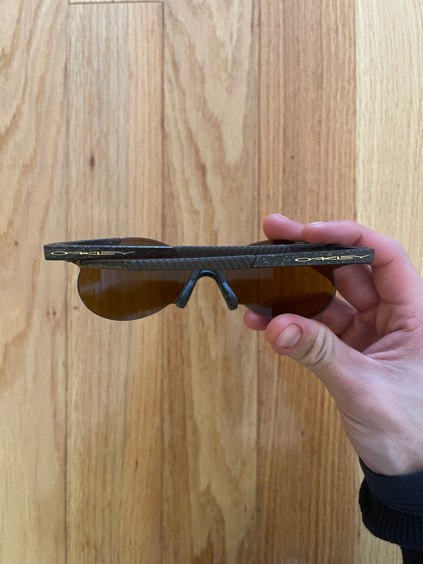 Early 2000s Oakley Sub Zero Rimless Sunglasses – Alex Maxamenko